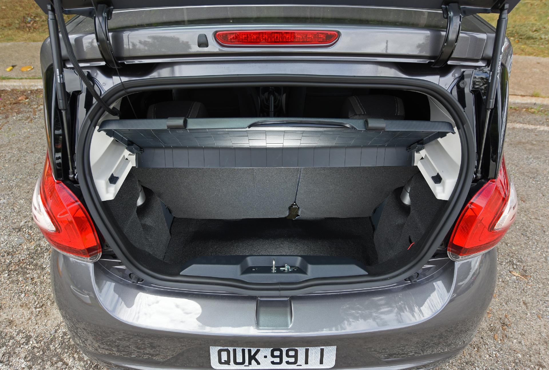 Fiat Mobi Drive: avaliamos a versão mais recheada do carro mais barato ...