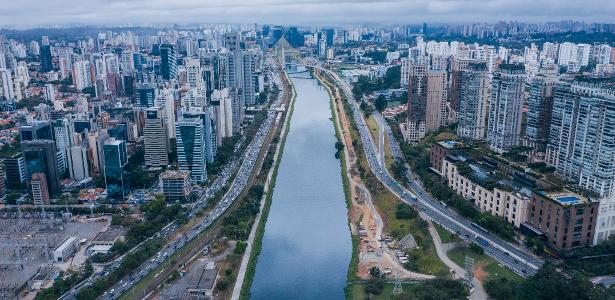 Sonho de rio Pinheiros limpo é exagero, mas pode ser menos poluído