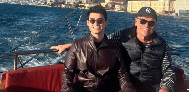 Vítor Fadul comenta passeio pela Europa com Leandro Karnal: 'Mágico'