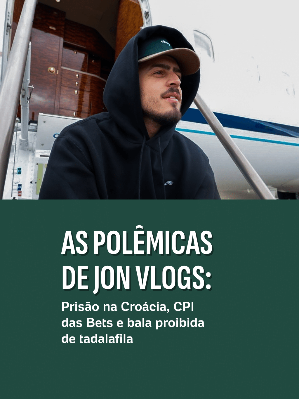 Megan Fox faz ensaio sensual com blusa decotada; confira