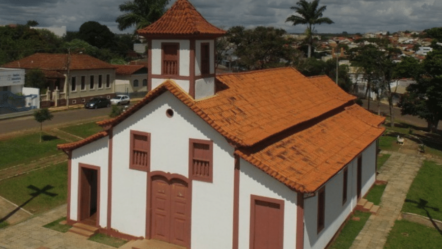 Os maiores diamantes do Brasil vêm desta pequena cidade em Minas