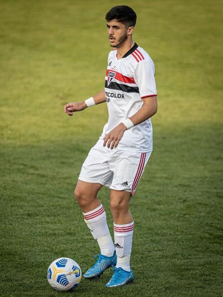 Beraldo tem lesão descartada, mas será reavaliado pelo São Paulo