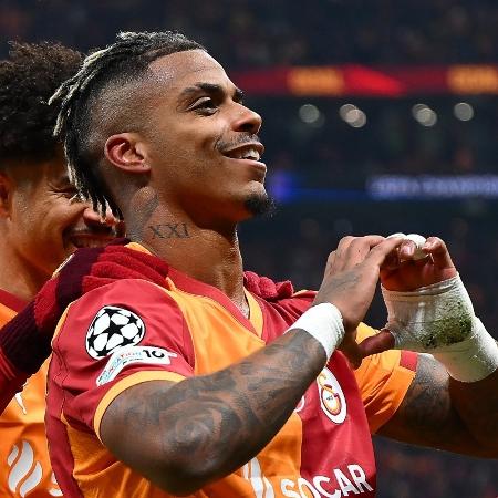 Galatasaray marca no começo e sai em vantagem contra o Liverpool na ...