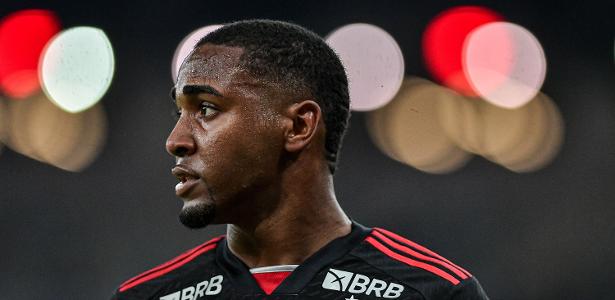 Flamengo recusa proposta de clube russo pelo meia Lorran