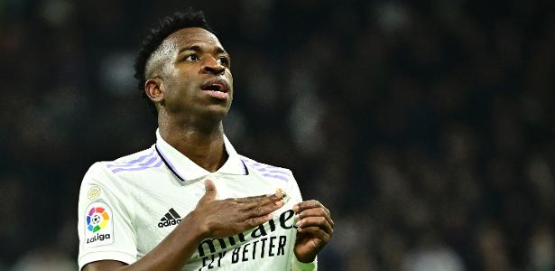 Vini Jr recusa camisa 7 do Real Madrid, diz jornal