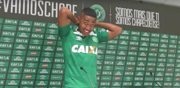 Chapecoense apresenta volante Matheus Biteco, ex-Grêmio - 05/07/2016 ...