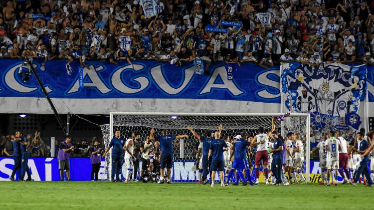 Água Santa: Torcida impulsiona clube da várzea à final dos sonhos