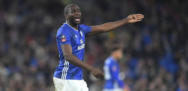 Sol Bamba, ex-jogador revelado pelo PSG, morre aos 39 anos