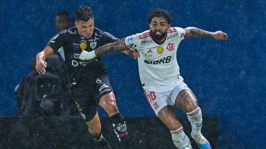 Hoje nada justifica manter o fraco Vítor Pereira no comando do Fla - 21 ...