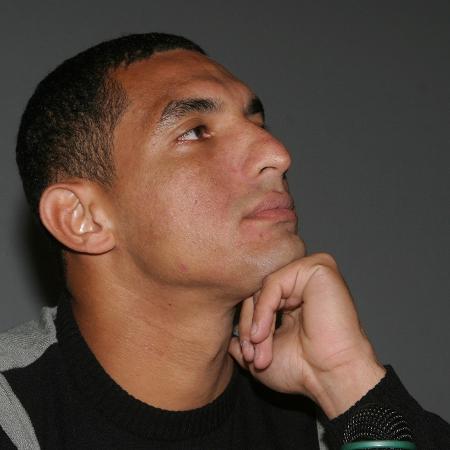 Fábio Costa lembra atrito com Passarella no Corinthians