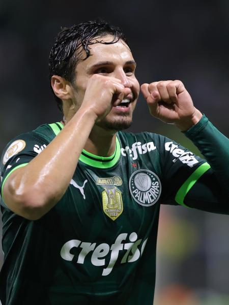 Palmeiras vence Corinthians com homenagem ao Mago e protesto por ...