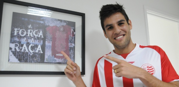 Zagueiro William Alves deixa o Santa Cruz e acerta com o Náutico - 28 ...