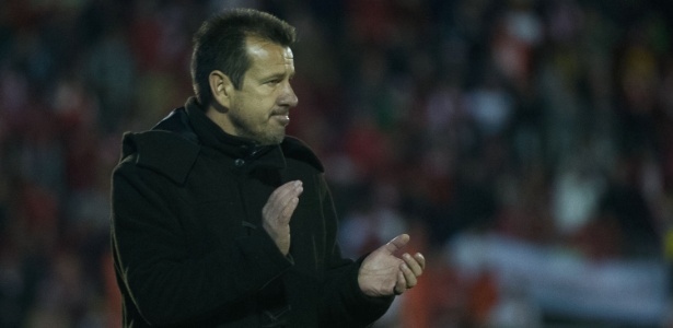 Dunga minimiza críticas da torcida: "Burro é um dos animais que mais ...