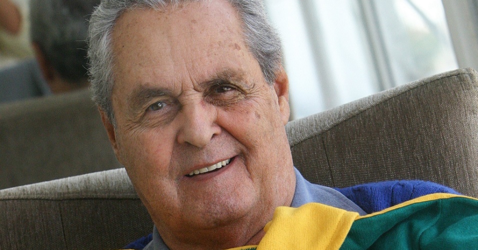 Marin decreta luto e Dilma lamenta mortes de Gylmar e De Sordi ...