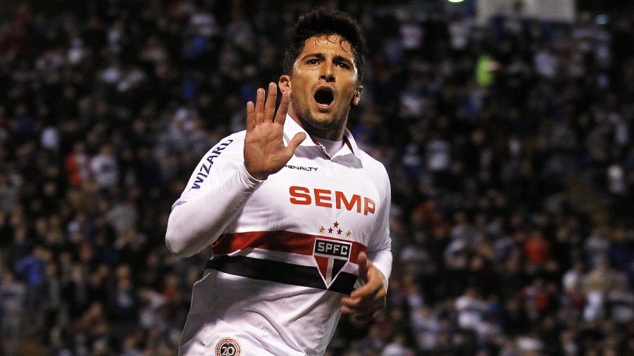 Aloísio 'Boi Bandido', ex-São Paulo, é convocado para a seleção chinesa ...