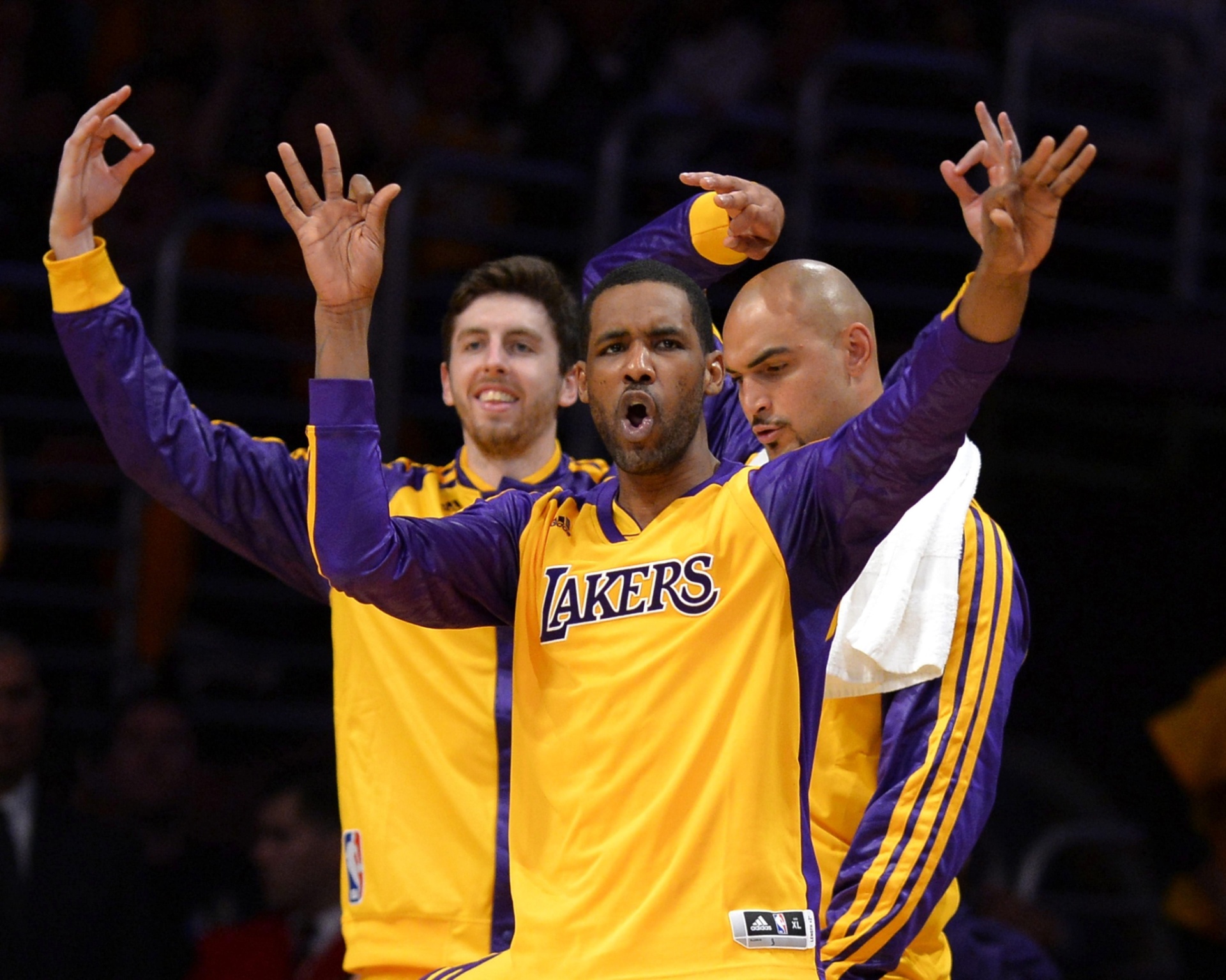 Fotos: Lakers, Heat e Pacers vencem no primeiro dia da NBA 2013/14 ...