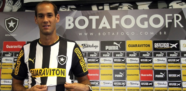 Botafogo confirma Rodrigo Souto e apresenta quinto reforço para ...