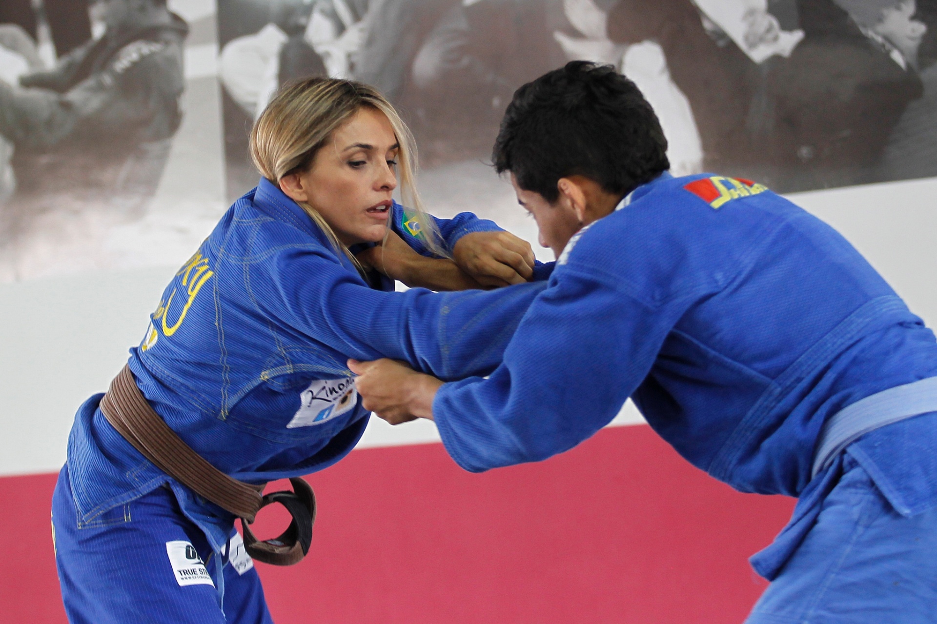 Fotos: Syang: ex-Casa dos Artistas no jiu-jítsu - 25/02/2014 - UOL Esporte