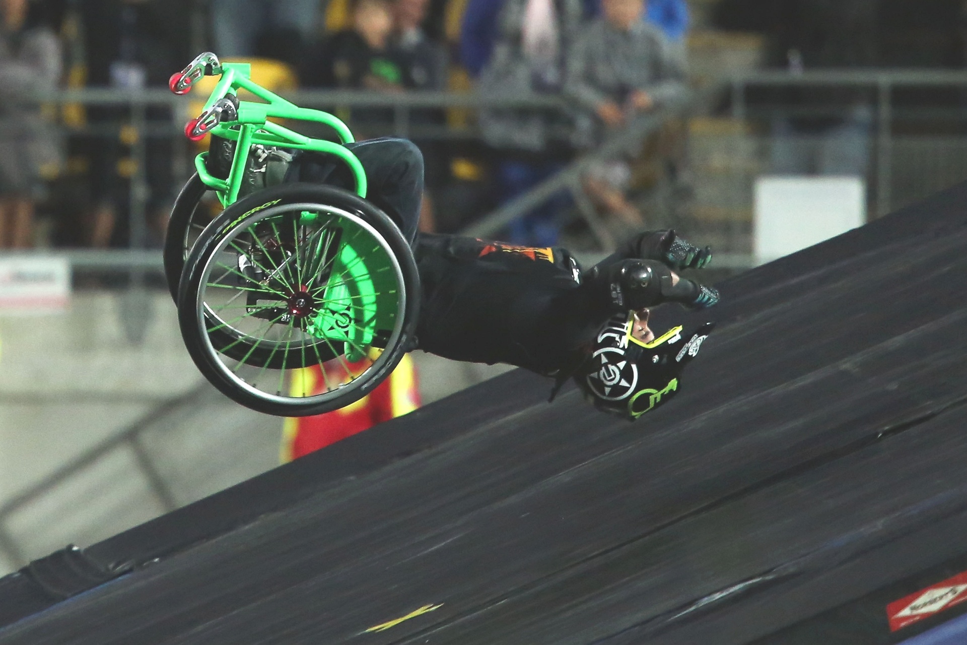 Fotos: Aaron "Wheelz" Fotheringham, cadeirante em esportes radicais ...