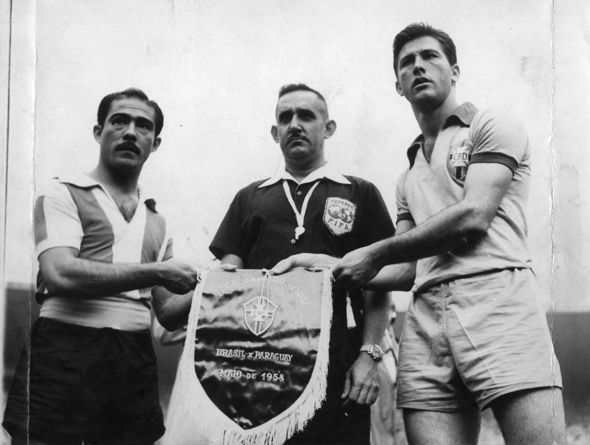 Fotos: Bellini, capitão da seleção na Copa de 1958 - 20/03/2014 - UOL ...