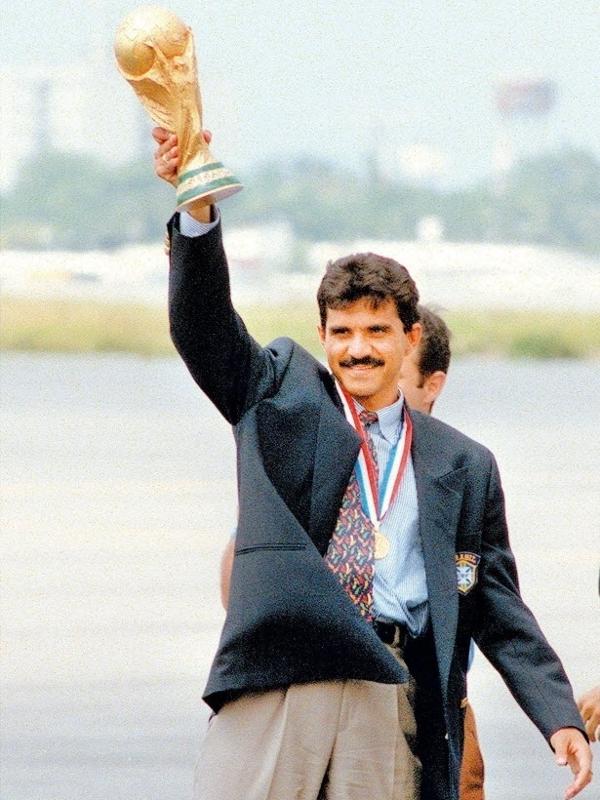 Espírito Brasileiro: Como todo brasileiro, Ricardo Rocha sofreu. Mas ...