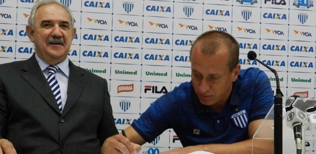 Marquinhos renova com o Avaí até 2016 e promete encerrar carreira no ...