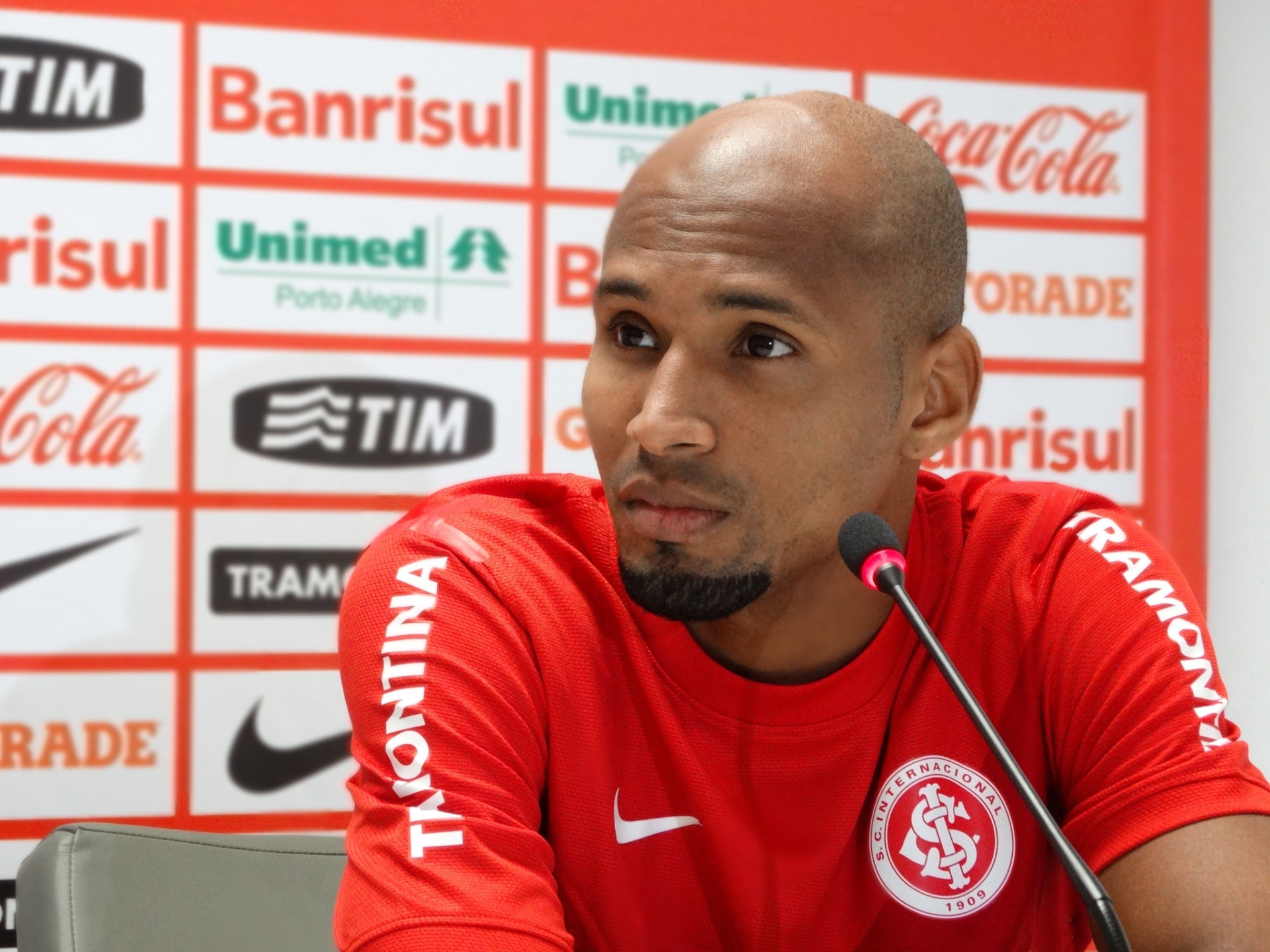 Wellington Silva aposta em boa relação com Abel para ser titular no ...