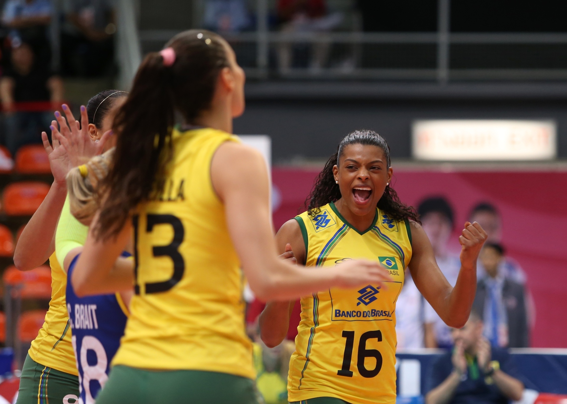 Fernanda Garay - Atletas - UOL Olimpíadas 2016