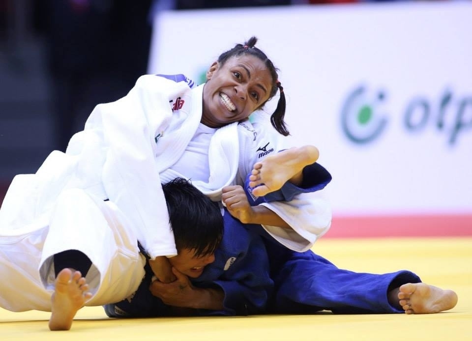 Erika Miranda é 1ª brasileira a chegar na semifinal no Mundial da ...