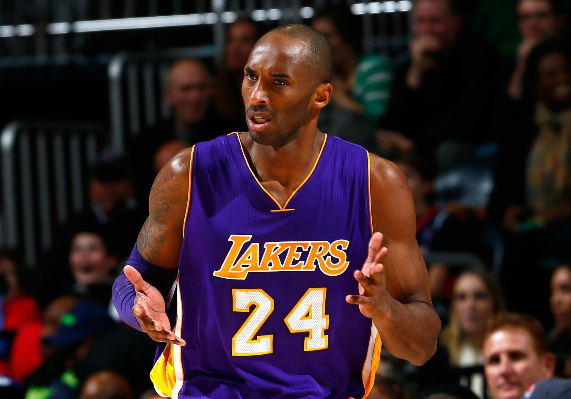 Kobe atinge 32 mil pontos e cola em Jordan. Mas é reserva quem se diz ...