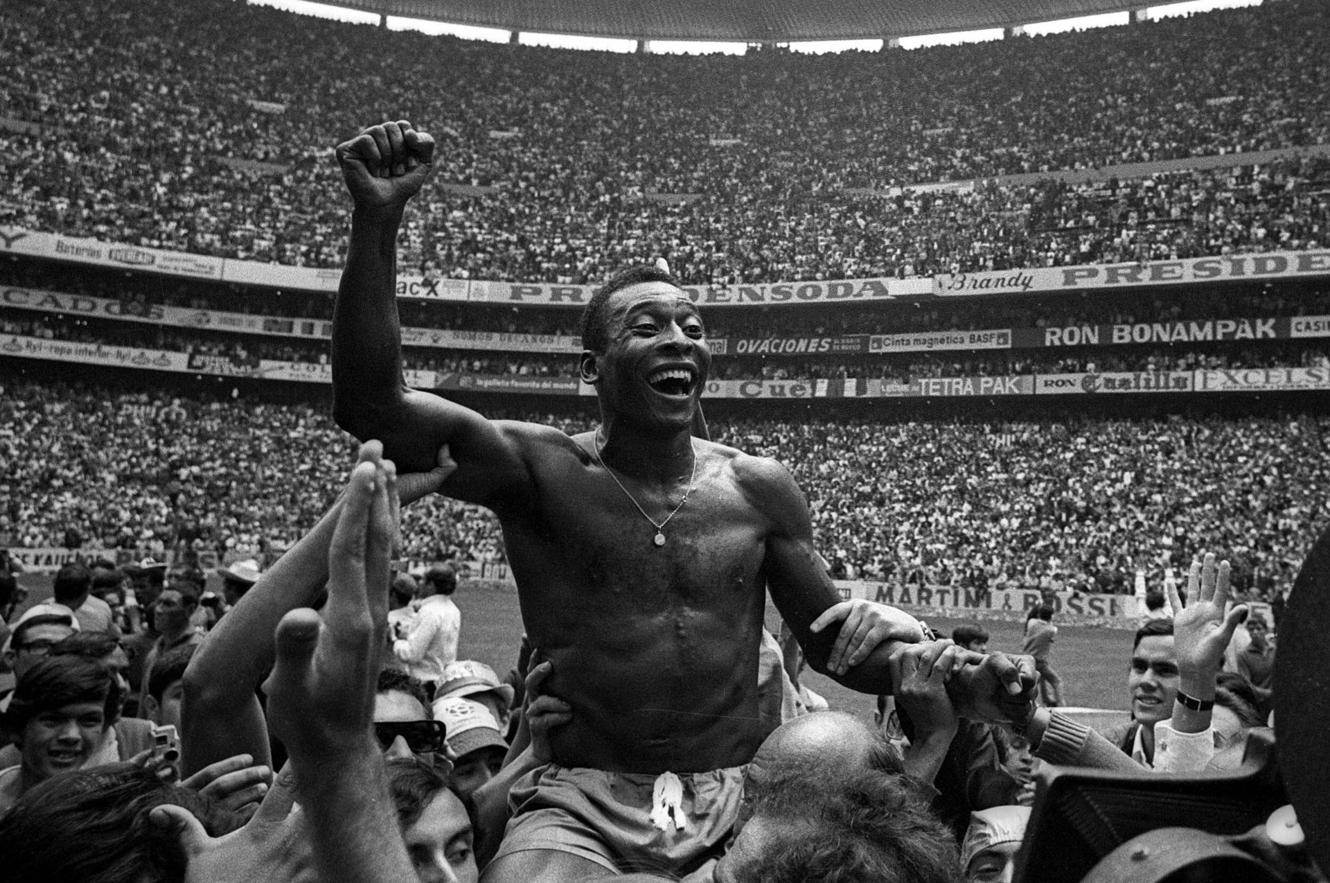 Pelé: veja fotos da vida e carreira do ídolo brasileiro