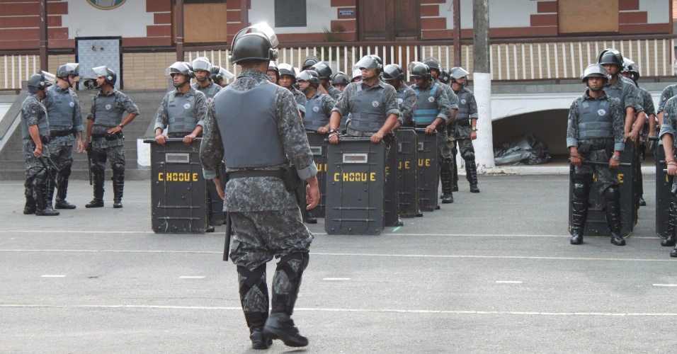 O 2º Batalhão de Choque da PM de São Paulo - Futebol - UOL Esporte