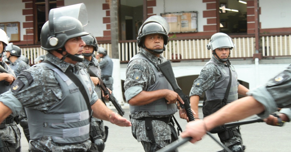 Fotos: O 2º Batalhão de Choque da PM de São Paulo - 31/01/2015 - BOL BOL