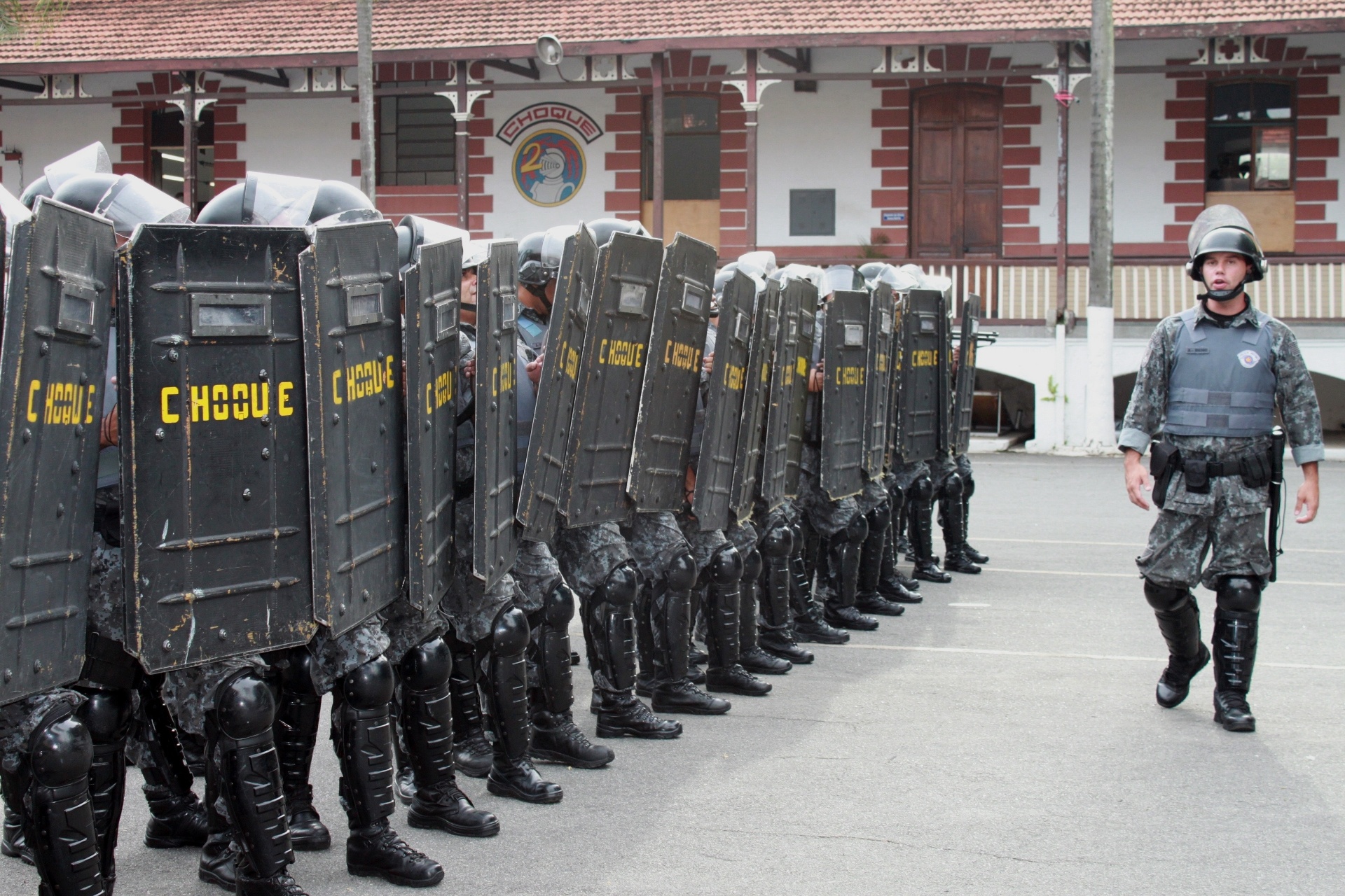 Fotos: O 2º Batalhão de Choque da PM de São Paulo - 31/01/2015 - BOL BOL