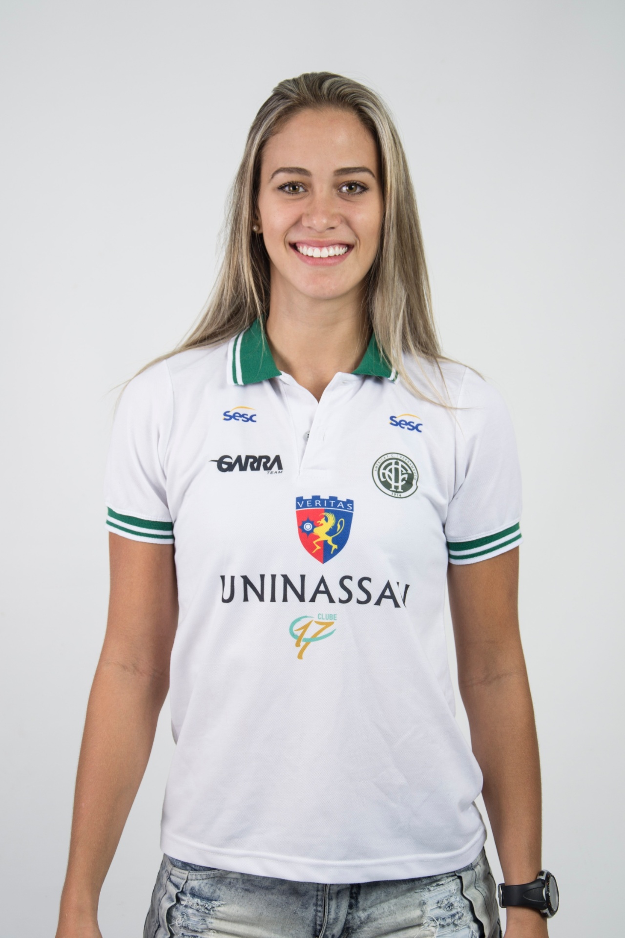 Ela ficou mais forte jogando basquete. E teve de abandonar vida de ...