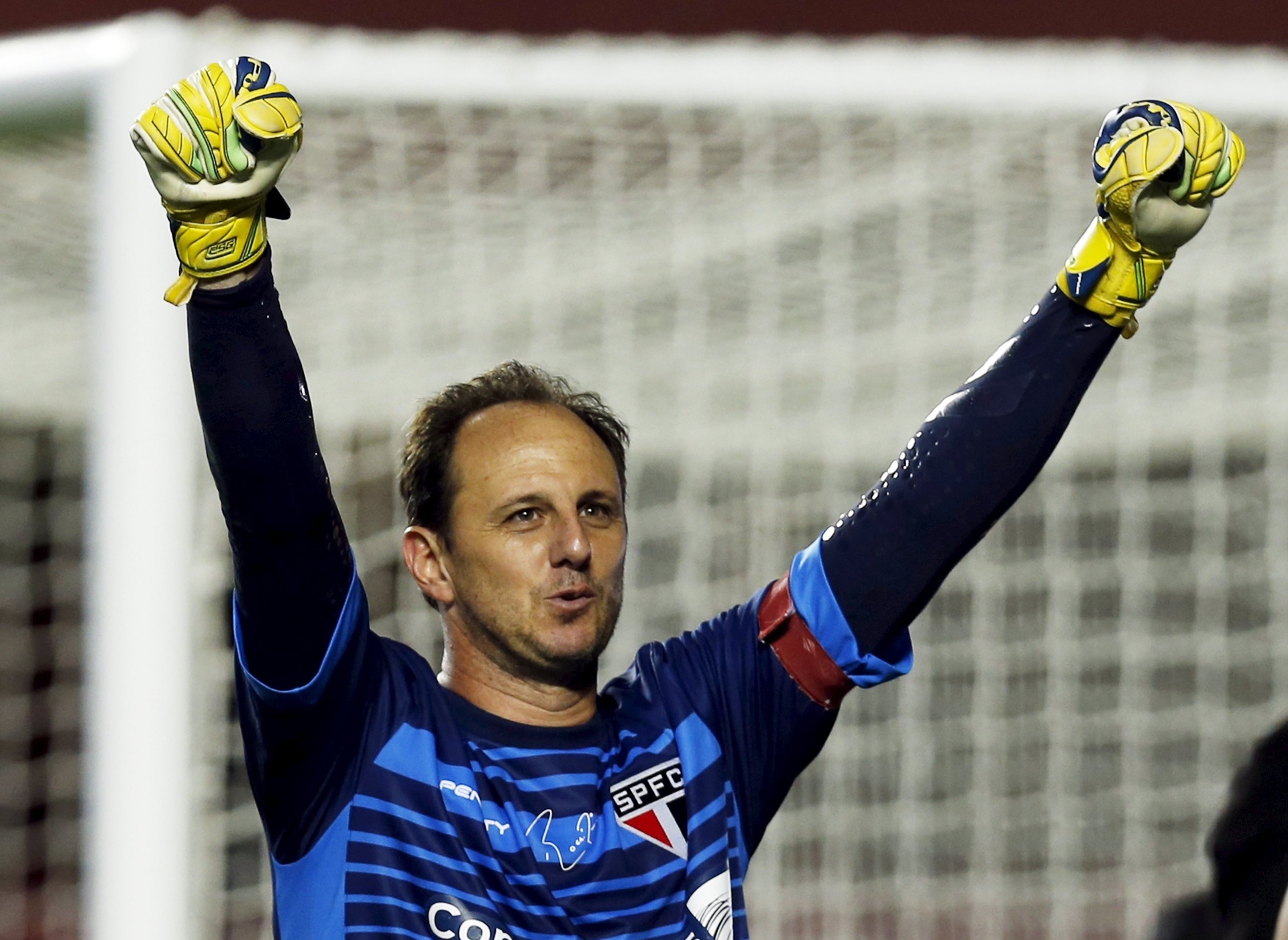 Jogadores do São Paulo revelam preleção emocionada de Rogério Ceni - 23 ...