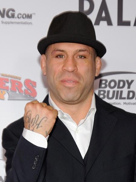 Wanderlei Silva pede dinheiro para cobrir aposta perdida no Coritiba