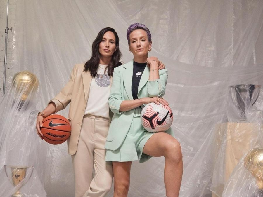 as-jogadoras-de-basquete-sue-bird-e-a-de-futebol-megan-rapinoe ...