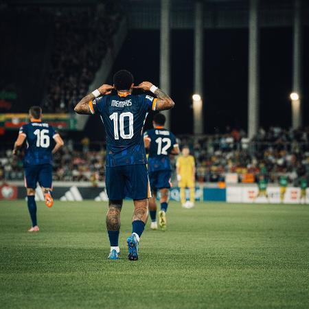 Memphis bate recorde, e Holanda vence jogo de 5 gols nas Eliminatórias