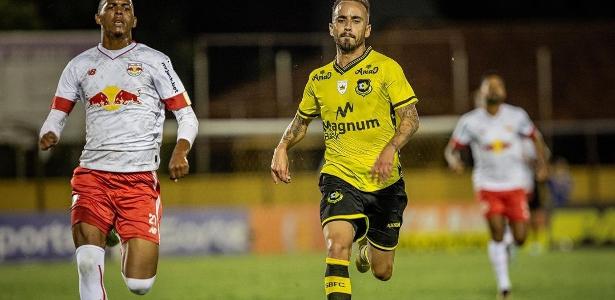 Destaque do São Bernardo sofre lesão grave e está fora do Paulistão