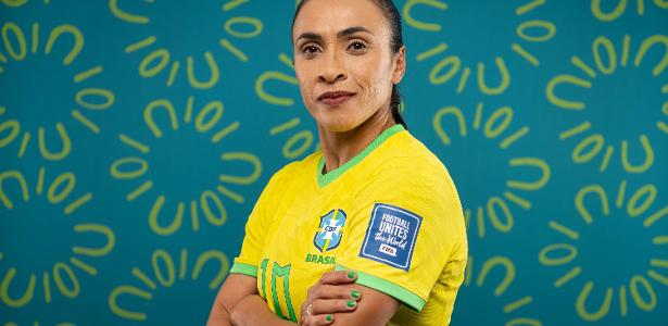 Marta joga na estreia do Brasil? Laura Luzzi fala sobre bastidores