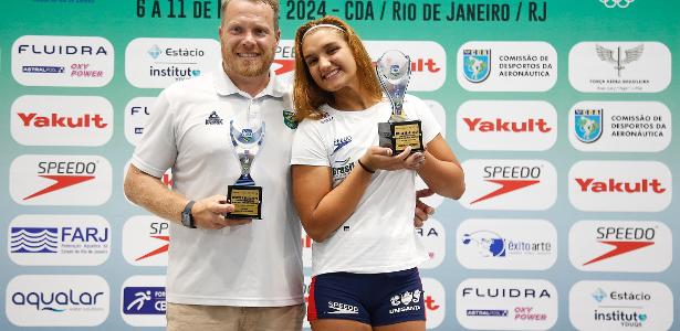 Cadeira vazia influencia no sucesso da principal nadadora do Brasil