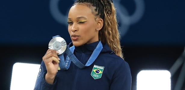 Olimpíadas 2024: Rebeca diz estar 'vivendo Paris' e mira mais medalhas