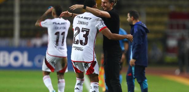 Flamengo: Filipe Luís se aproxima de marca histórica de Jesus