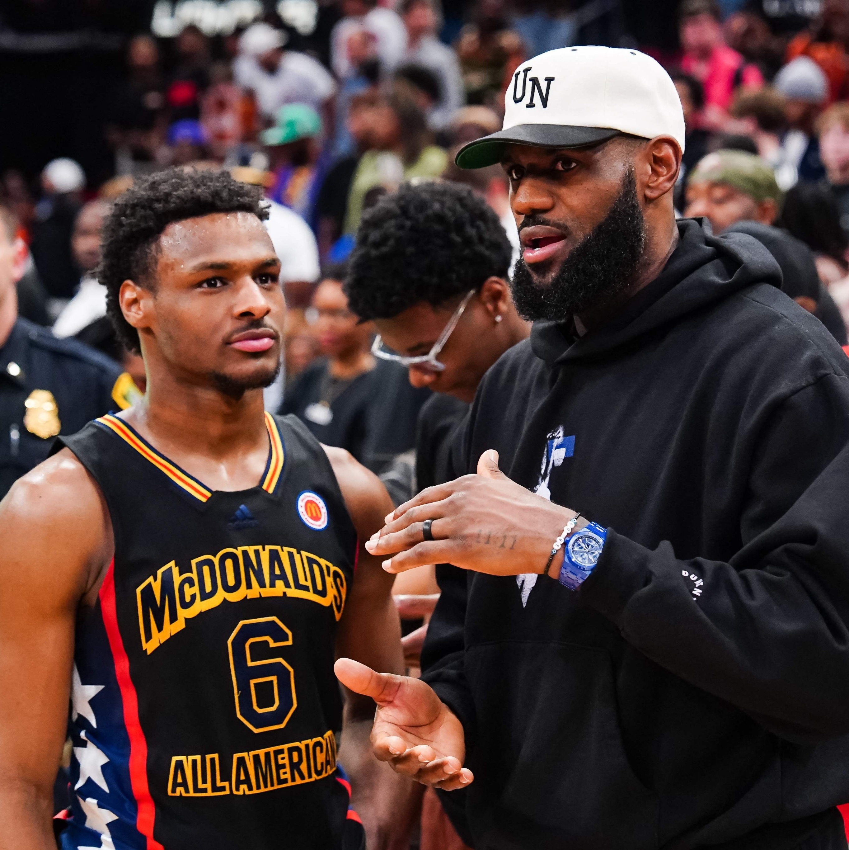 Lebron James Filho Bronny James, Filho De Lebron James, Anuncia Que