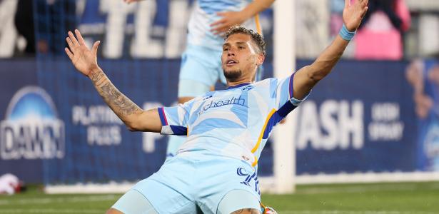 Time da MLS anuncia compra de Rafael Navarro, ex-Palmeiras