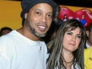Ronaldinho Gaúcho Ex Jogador Vira Meme Por Ganhar Título E Fazer Gols