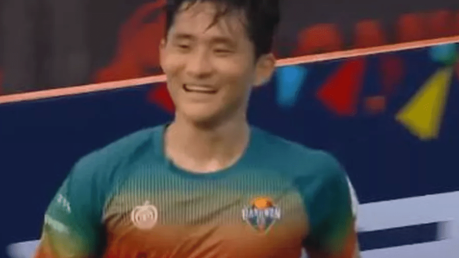 Atacante faz gol a la Ibrahimovic no campeonato sul-coreano; veja - 10 ...