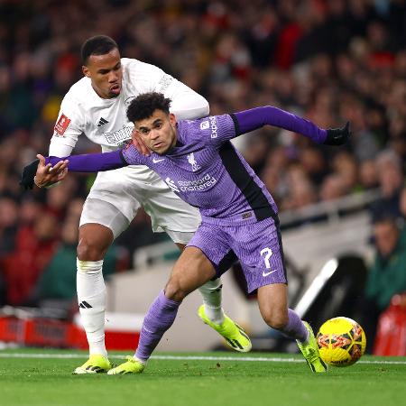 Arsenal x Liverpool: onde assistir ao jogo do Campeonato Inglês