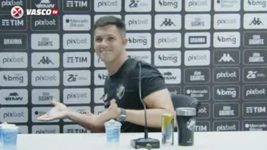 Após Revoltar Vascaínos Este é O Motivo Do Sorriso De Barbieri